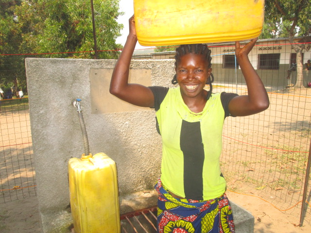 Lift Up | Clean water for 3,000 in the Congo | Clean Water